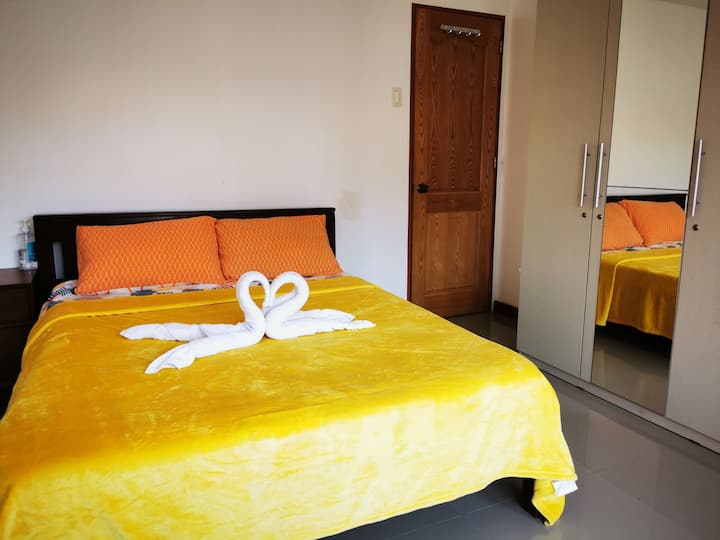 House And Lot For Rent. 
3 Bedroom Townhouse. - Talisay