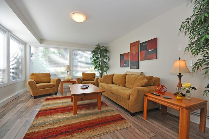 Beautiful Suite In Shannon Lake Area! - West Kelowna