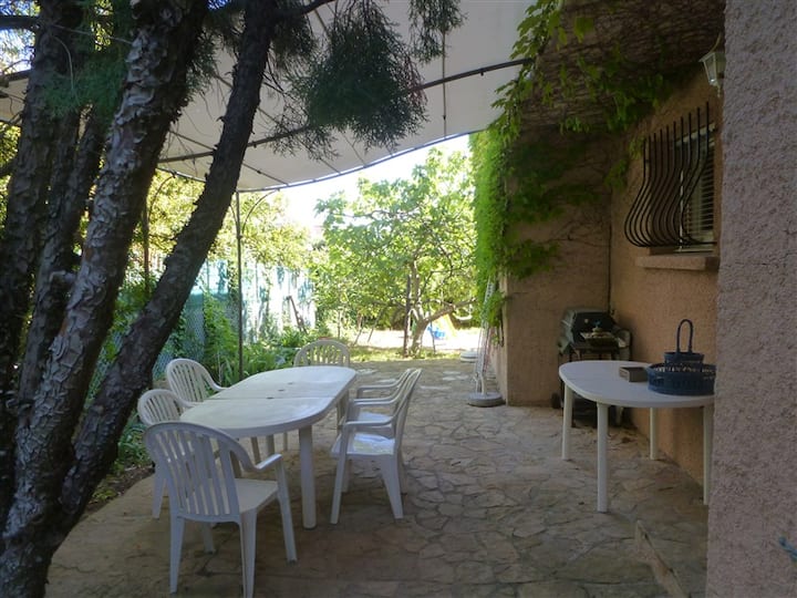 Charmant Rez De Jardin Climatisé - Presqu'île de Giens