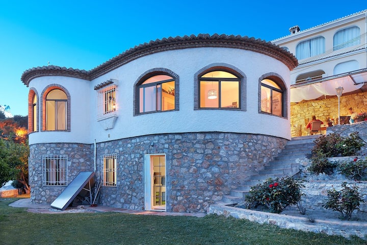 Villa Kunterbunt Mit Meerblick - Salobreña