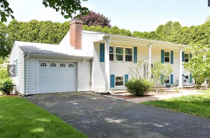 Beach House, Close To Ocean, Newport & Colleges - Narragansett, RI