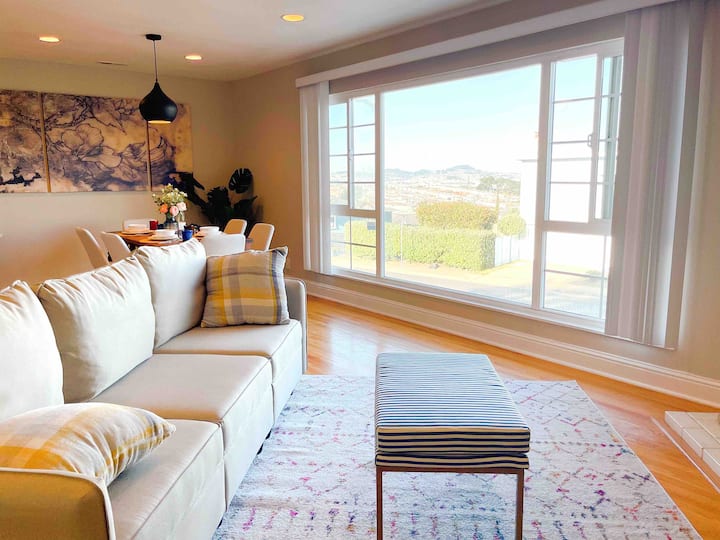 Stylish 3br/2ba House With Laundry & Parking - デーリー・シティ, CA