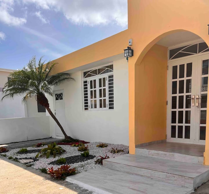 Katherine’s House/ Near Isla Verde & Airport - San Juan, Puerto Rico