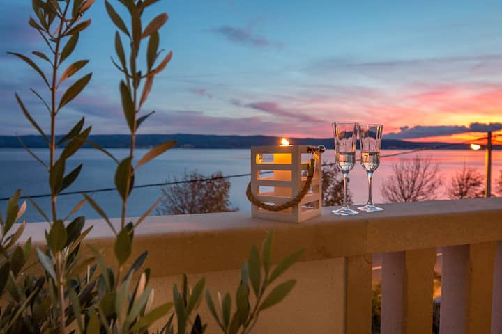 Villa Lux**** Split New Beach Whirlpool Sea View 2 - Podstrana