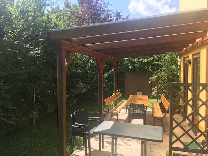 Einfamilienhaus In Ruhiger Stadtrandlage Würzburg - Eibelstadt