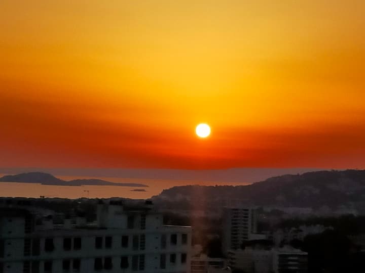 T 2   A 10 Minutes Des Fac Sud, Luminy Calanques. - Marseille