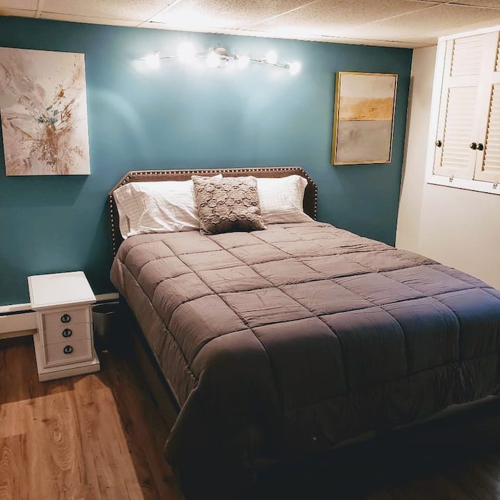 Audubon Park Charmer, Guest Suite A W/private Bath - Minneapolis, MN