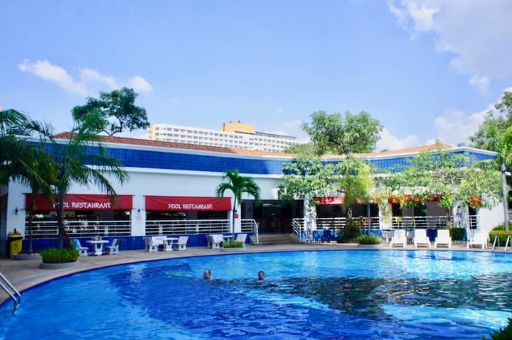 Xl Budget Studio- Free Electric/wifi/cable Tv - Jomtien