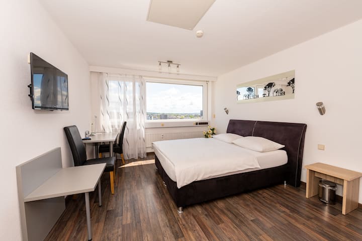 City Apartemen Mit Ausblick - Heilbronn