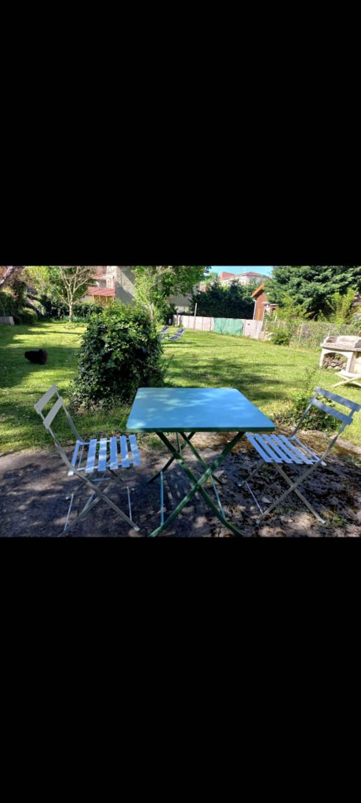 Appartement Spacieux Avec Jardin (800m2) - Saint-Marcellin