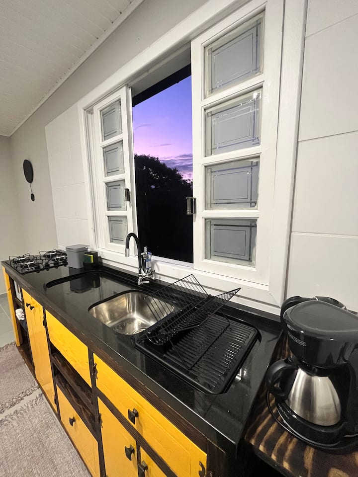 Apartamento Ian,  Espaçoso E Bem Localizado - Florianópolis