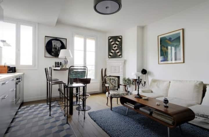 Superbe Vue Sur Canal Saint Martin - Paris