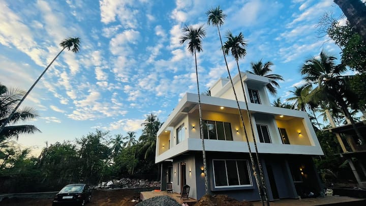 Seven Beach Villa New 6bhk Pool Villa In Alibaug - Alibag