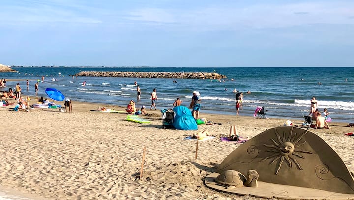 Superbe Appartement F3 & Loggia à 2 Pas De La Mer - La Grande-Motte