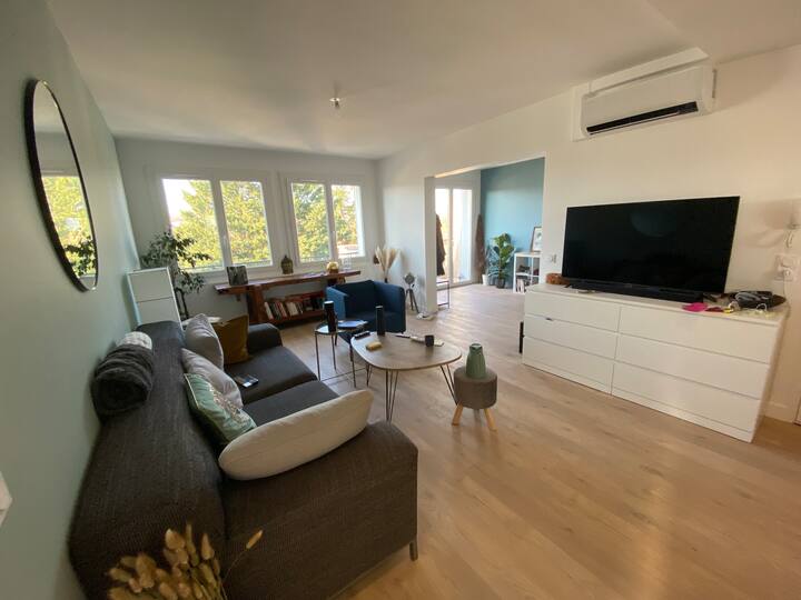 Appart Neuf 80m2, Balcon, Parking Gratuit +2 Vélos - Issoire