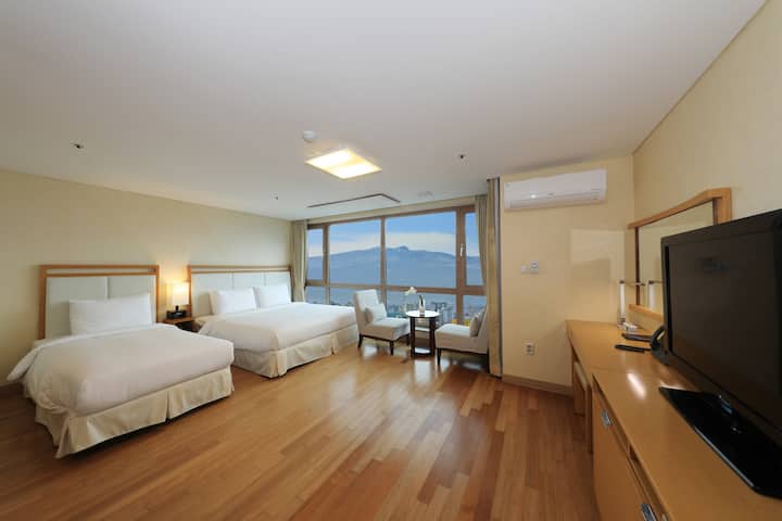 Family Friendly Room - City View - Jeju-si