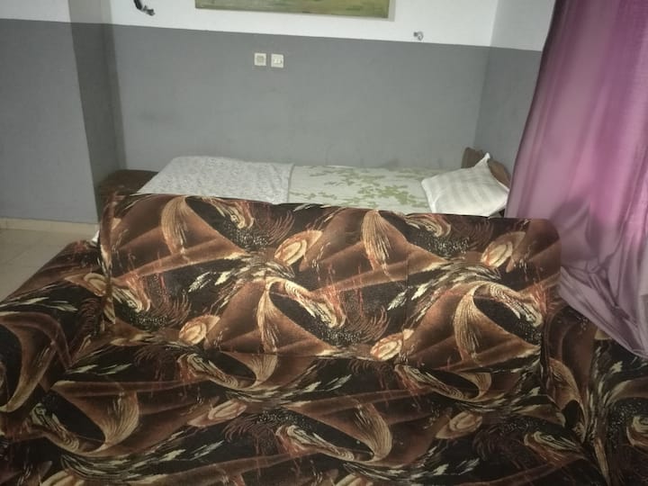Studio Moderne Dans Une Ambiance Africaine - Pointe-Noire