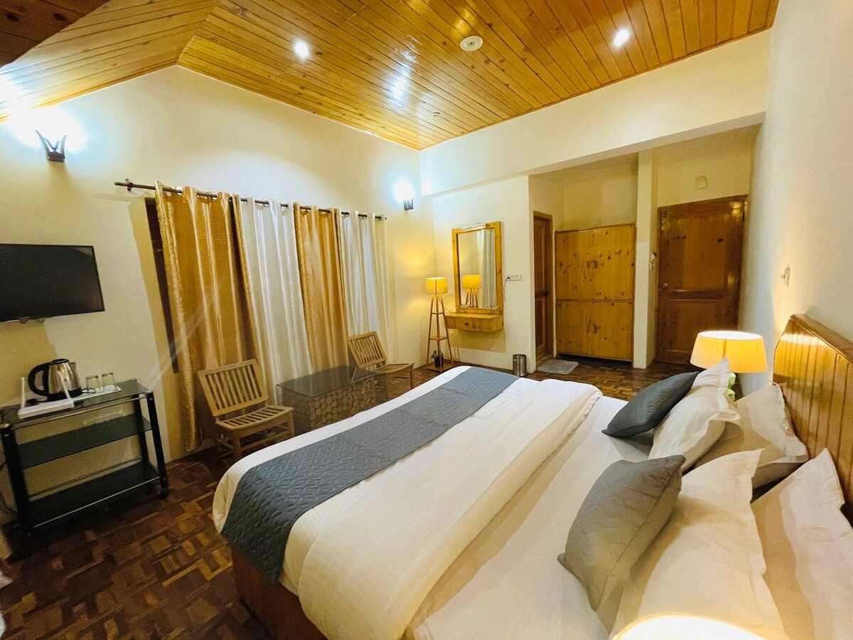 Manali Villa Holiday Rentals - Himachal Pradesh, India | Airbnb
