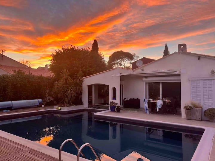 Villa 4 Chambres, Grande Piscine, 5 Min De La Mer - Martigues