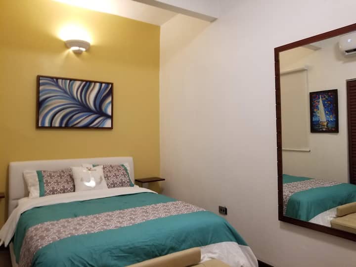 2 Blocks To The Beach Prime Lacation In San Juan - Porto Rico