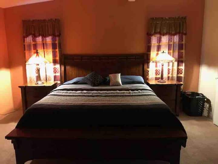 Cowboys Getaway With Starlink! - Gold Canyon, AZ