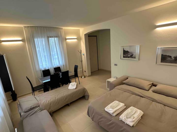Casavale Elegante Residenza 108 M² Max 7 Persone - Piacenza