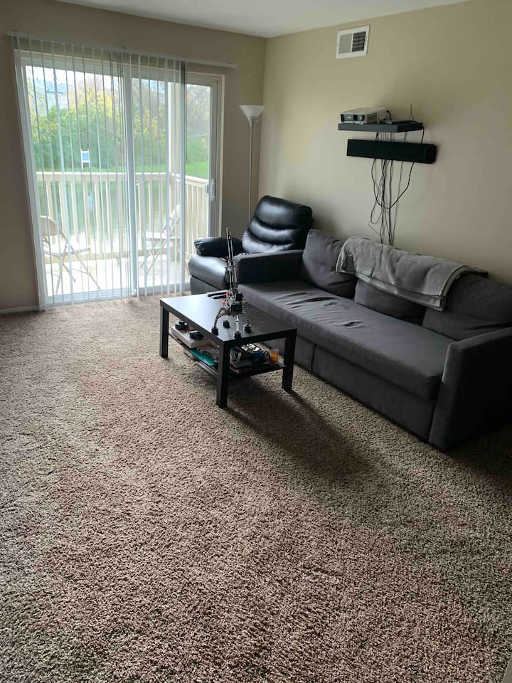 Lovely 1-bed Apartment. With Great View - Farmington Hills, MI