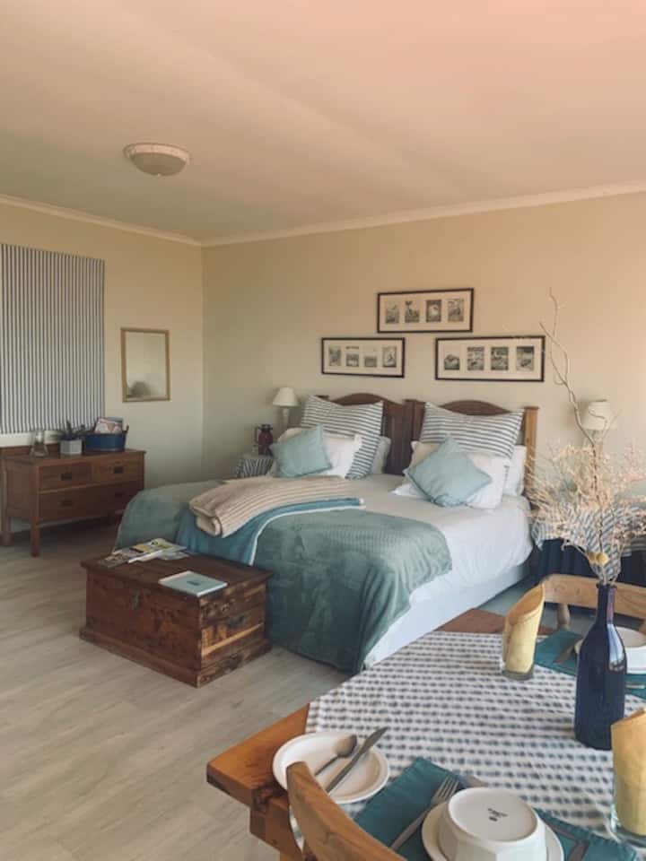 The Spinning Reel - Port Alfred