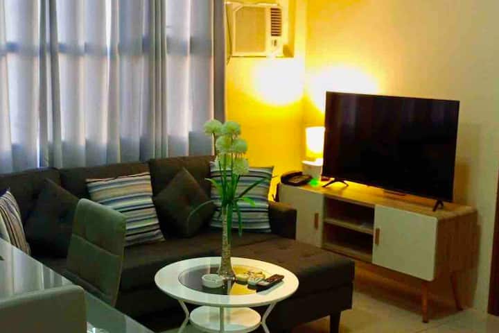 Mgi 1 Bedroom Corner Unit, 24th Flr -Horizons 101 - Cebu City