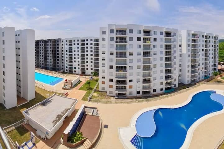 Club House Frente   Montaña 6 Piscinas  $4*1 Ywifi - Girardot