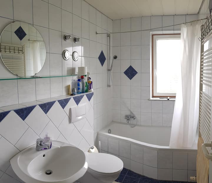 2 1/2 Rooms, Seperate Entrance, Very Calm Area - Illertissen