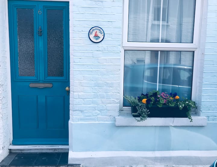 Stowaways Seaside Cottage Near Whitstable Harbour - 휫츠테이블