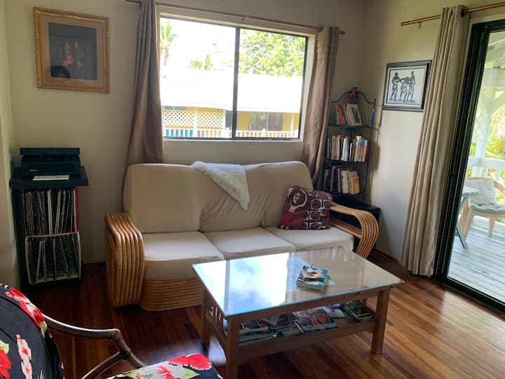 Lovely Guest Suite (Private Entrance, No Kitchen) - Hilo, HI