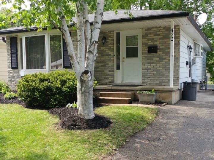 Quiet, Private 3 Bedroom Basement Apartment - Kitchener