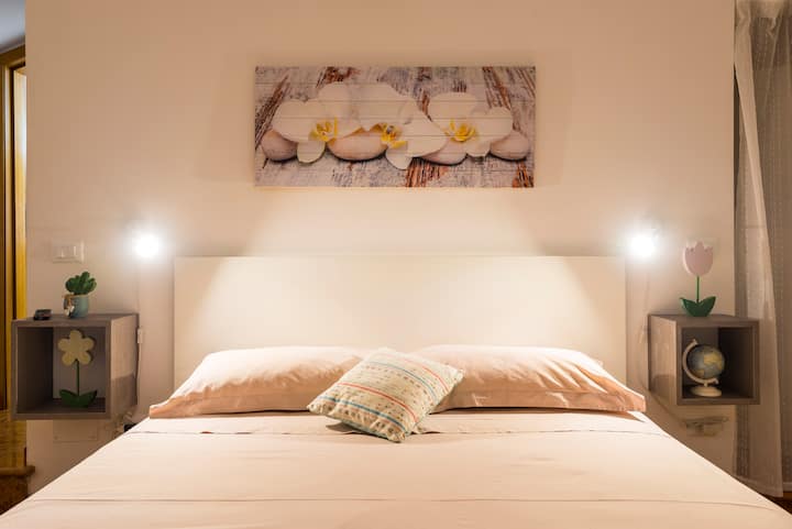 Sottosopra Tourist House - Bologna City Center - Bologna