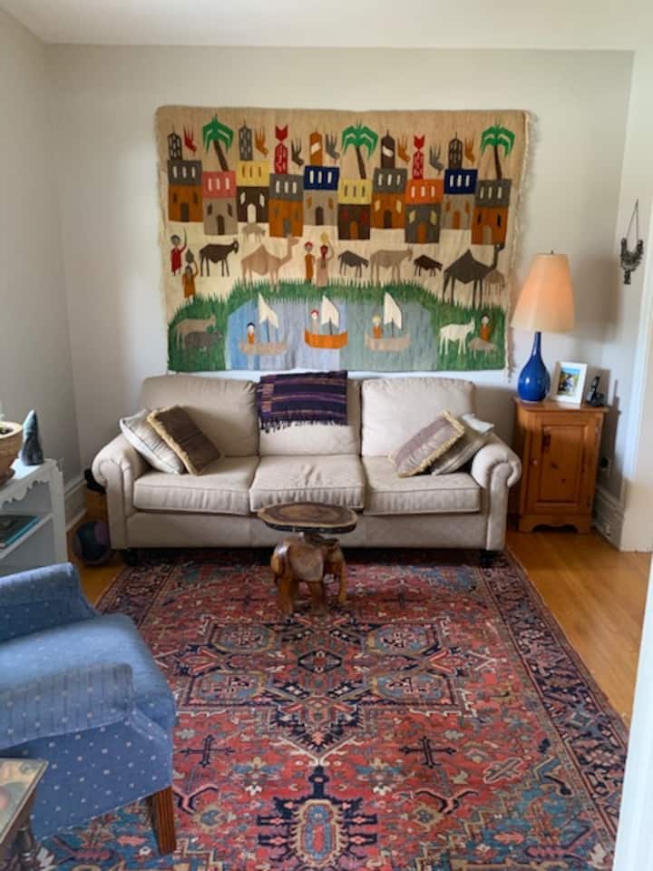 Charming Centrally Located Pet Friendly Home - Guelph