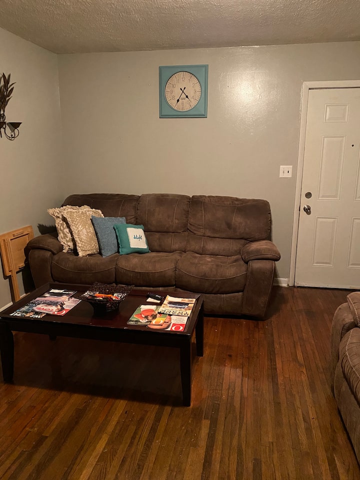 Cozy And Quiet. Near Birmingham Cross Plex - Birmingham, AL