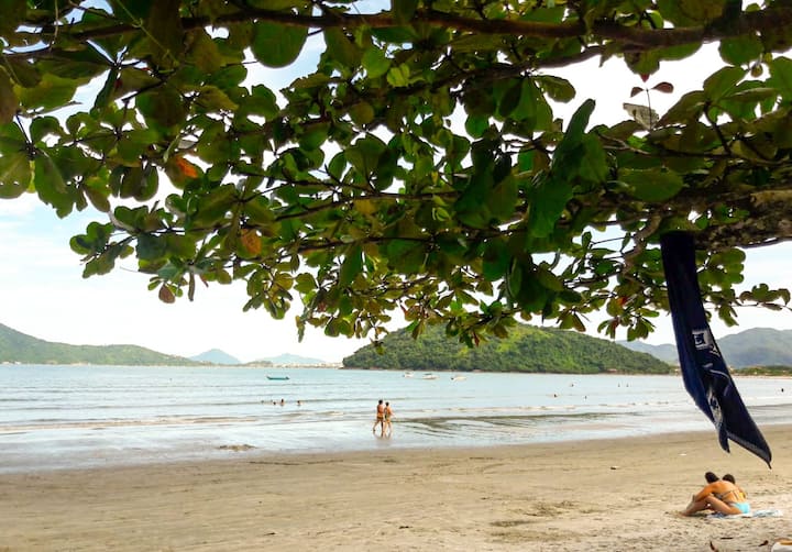 Casa Frente Para O Mar Térrea, Ar Condicionado - Ubatuba