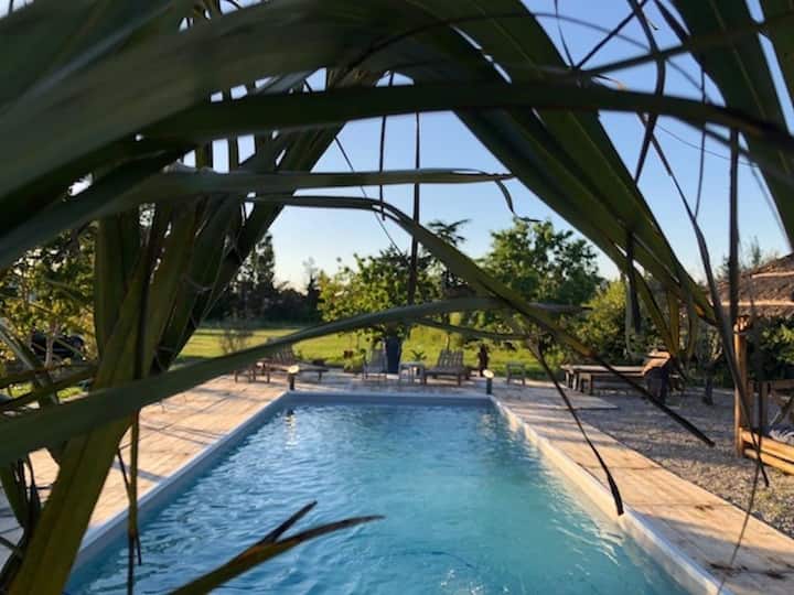 Mas Provencal Avec Piscine - Cheval-Blanc