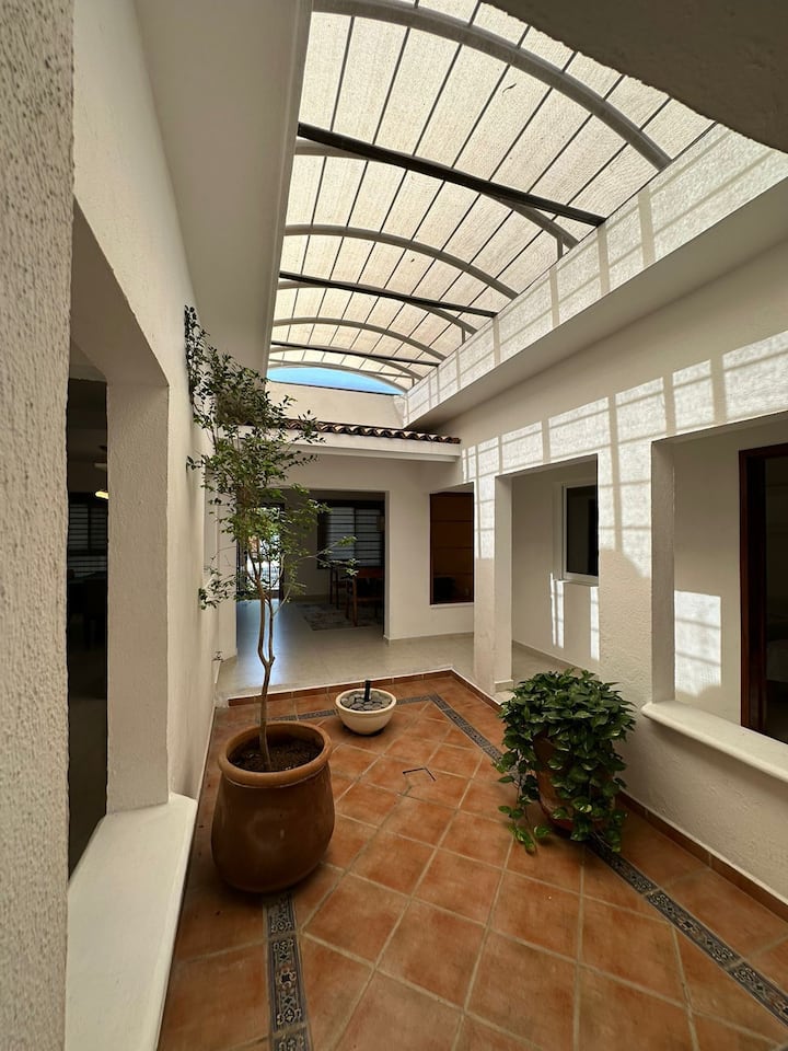 Casa Los Olivos. - Colima