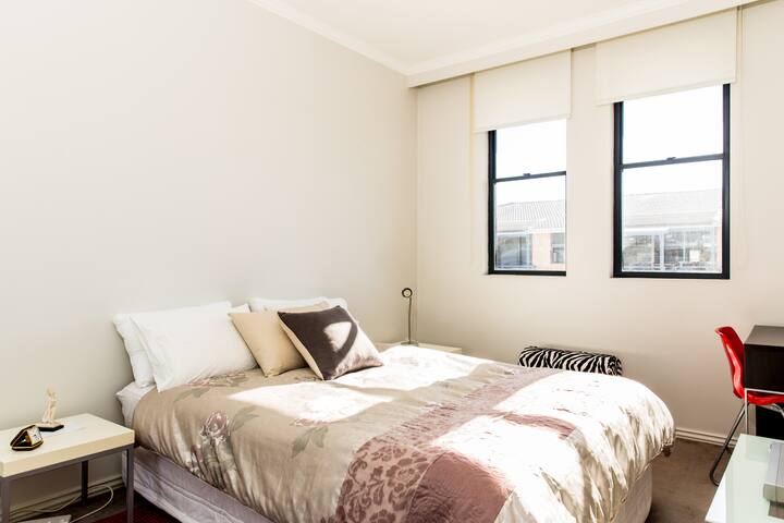 Sydney Holiday Rentals & Homes - New South Wales, Australia | Airbnb