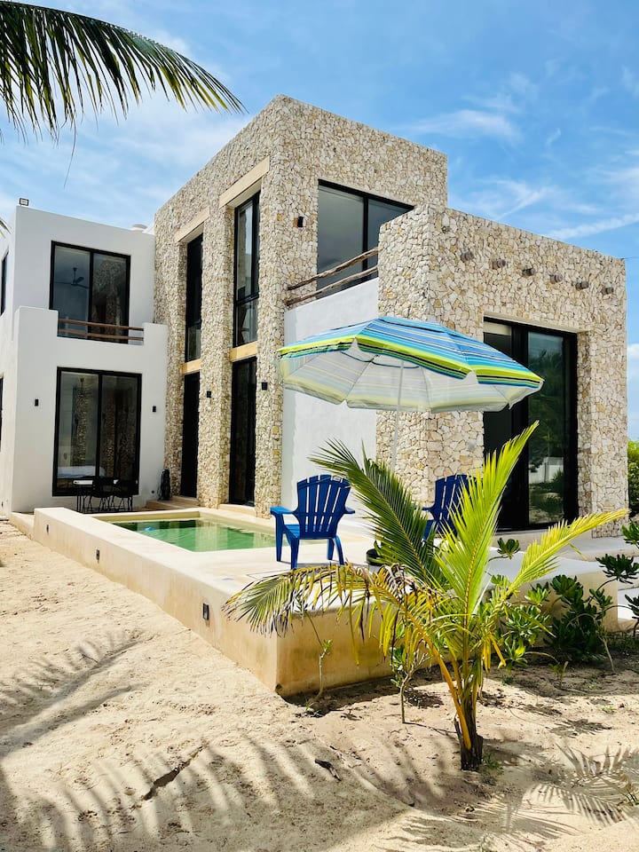 Casa De Piedra Km 23 San Benito, Yucatán. - Yucatán