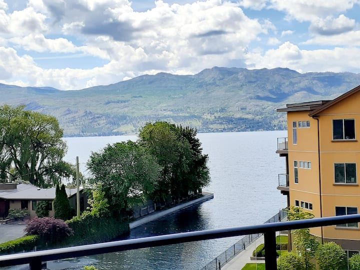 Lakefront Condo Barona Beach - Kelowna