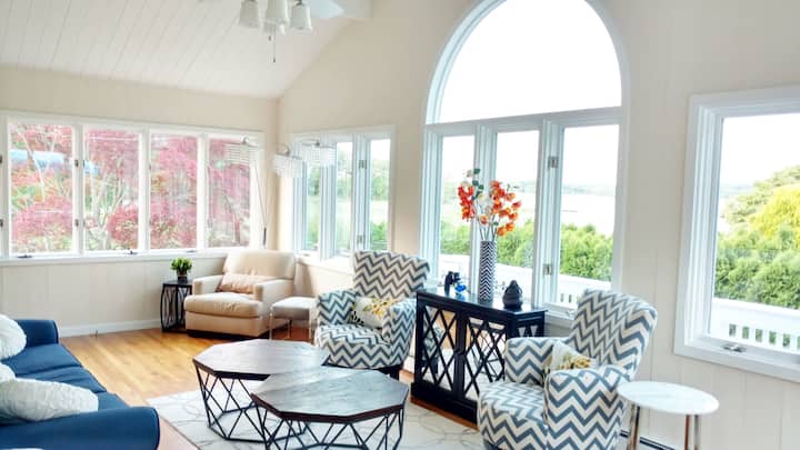 Barrington Oasis: Waterview With An Inground Pool! - Swansea, MA