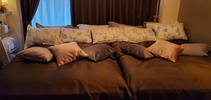 Namba Station
 Next 2 Minutes 
From Daikokucho - Dotonbori