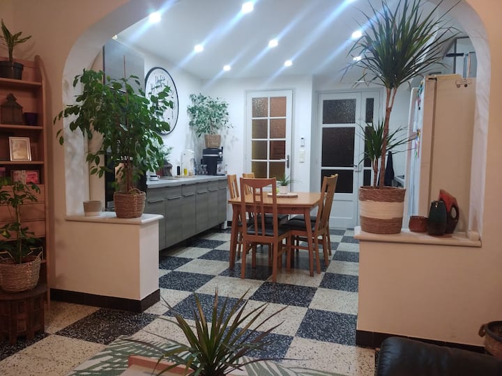 Chambre Privée Proche Du Gardon Pour Escale - Beaucaire