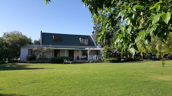 Pepper Tree Cottage @ Reeden Lodge - Franschhoek