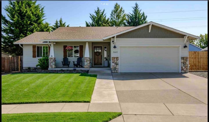 The Oregon Oasis - Albany, OR