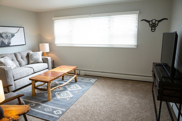 The Ranch Suite, 1 Bed 1 Bath - Sioux Falls, SD