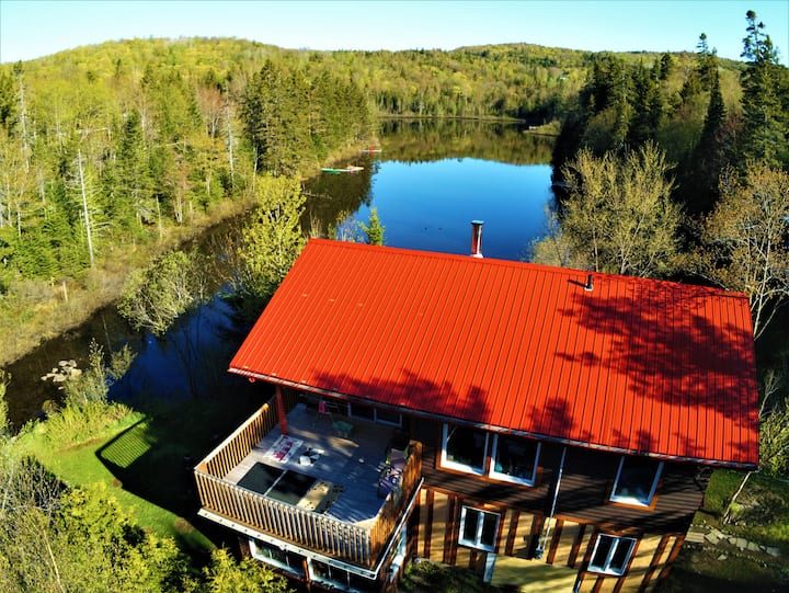 Chalet Au Bord Du Lac - Québec